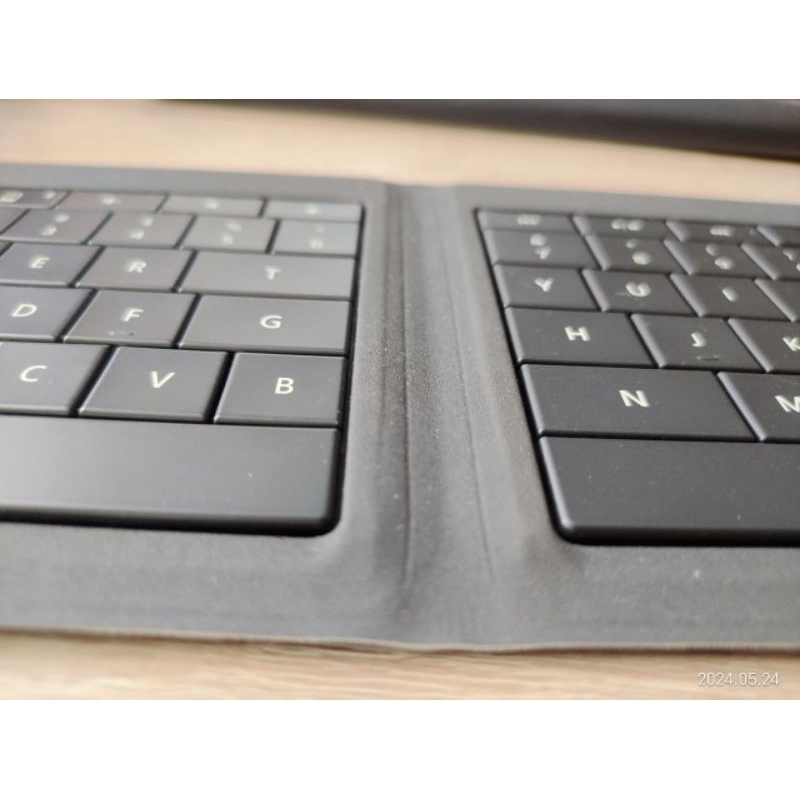 Jual MICROSOFT UNIVERSAL FOLDABLE KEYBOARD second | Shopee Indonesia