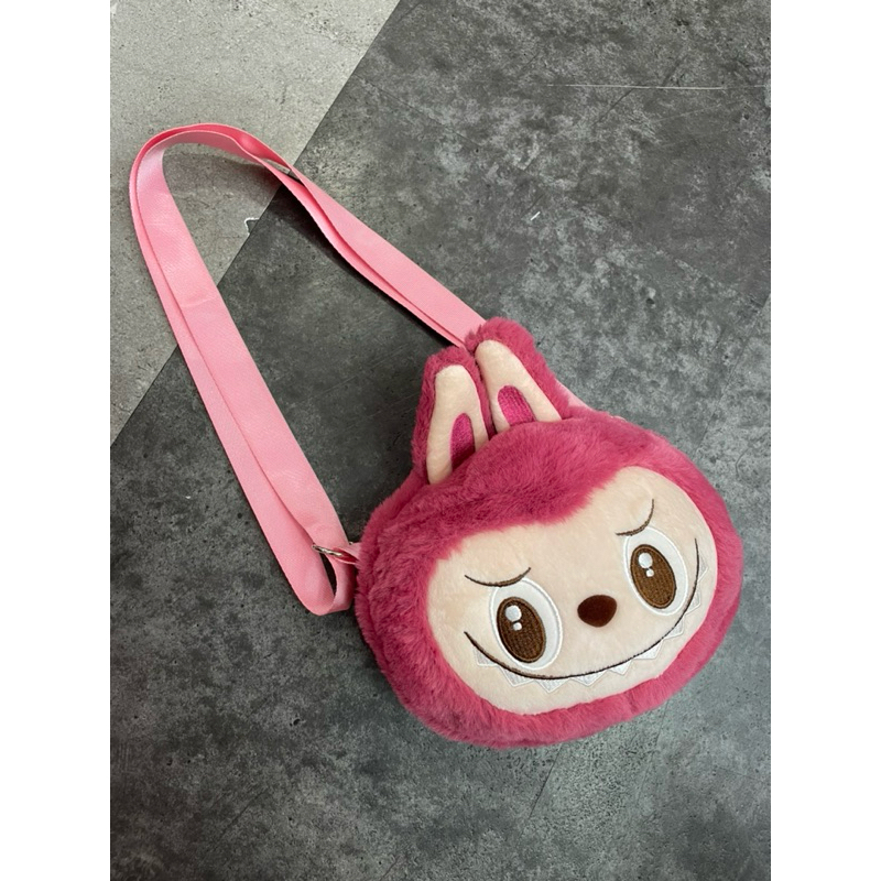 Jual LABUBU THE EXCITING MONSTER - Slingbag / Tas Selempang Labubu ...