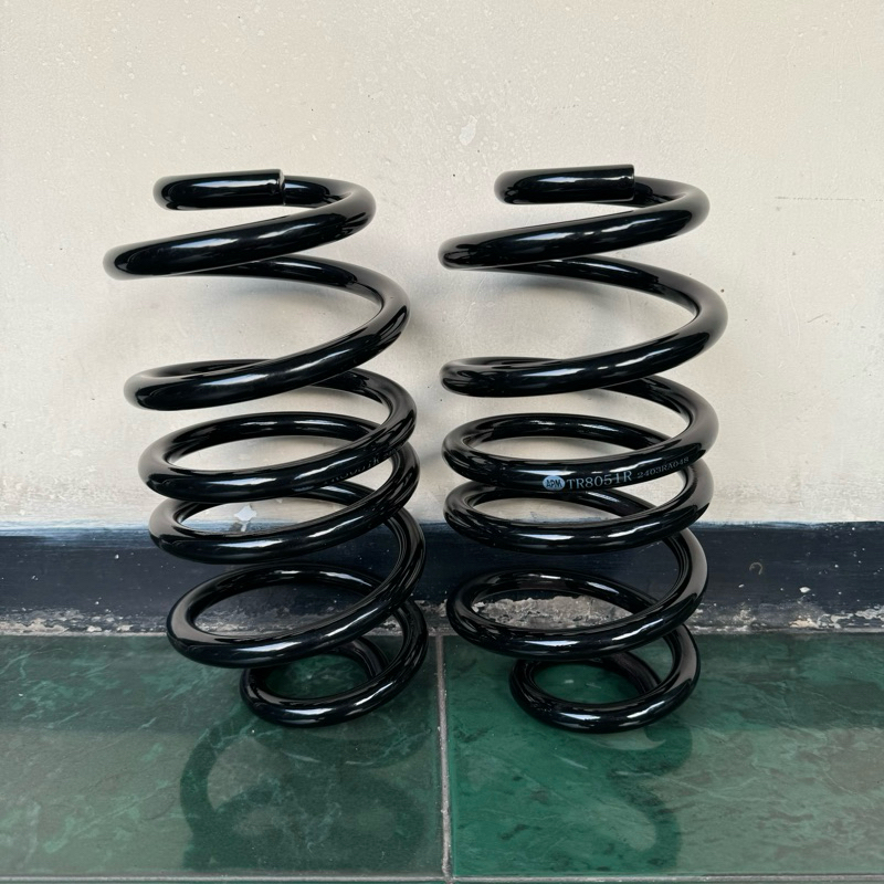 Jual Per Keong / Coil Spring Toyota Rush / Daihatsu Terios Belakang ...