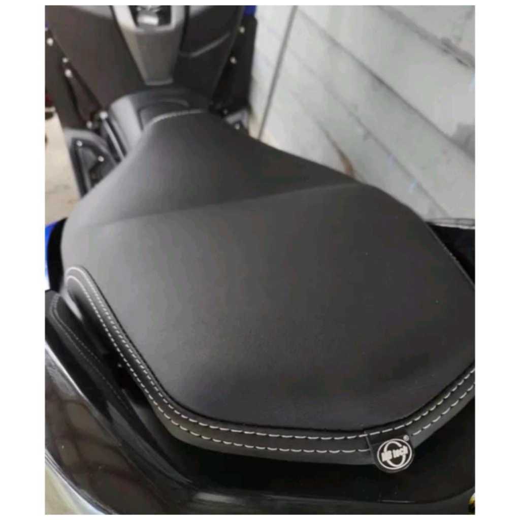 Jual cover jok nmax standar bahan halus mbtech carerra original ...