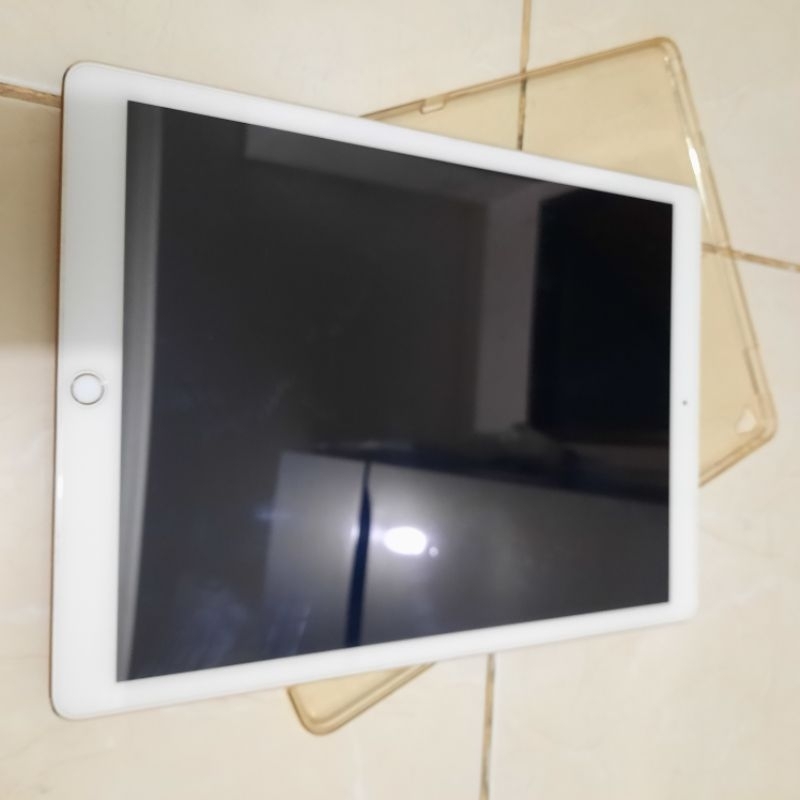 Jual apple ipad pro 12.9 ( gen 1 ) wifi + celular 256gb bekas second | Shopee Indonesia