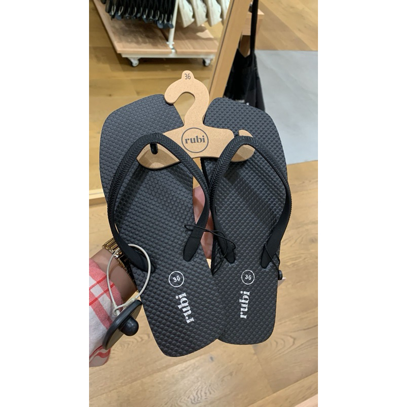 Jual sandal rubi original | Shopee Indonesia