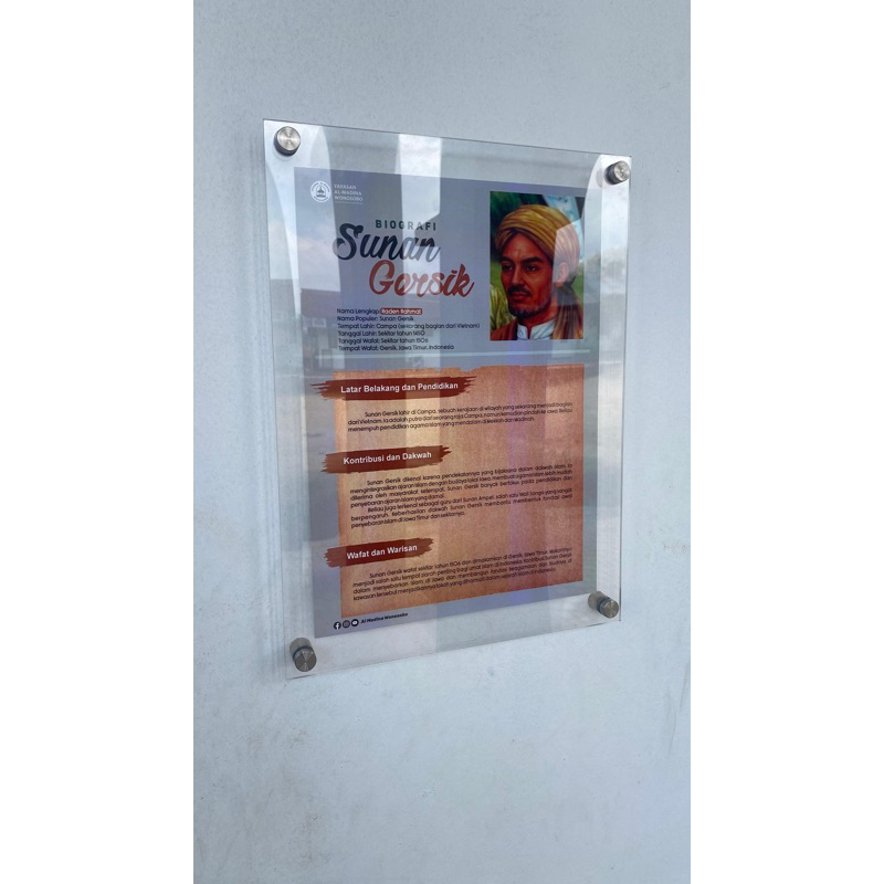 Jual STAND DINDING ACRILIK DOBEL | Shopee Indonesia