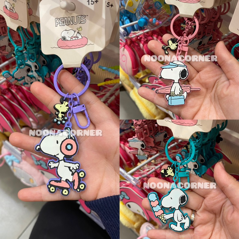 Jual Miniso x Peanuts ‼️ Keychain / Gantungan Kunci Peanuts Snoopy ...