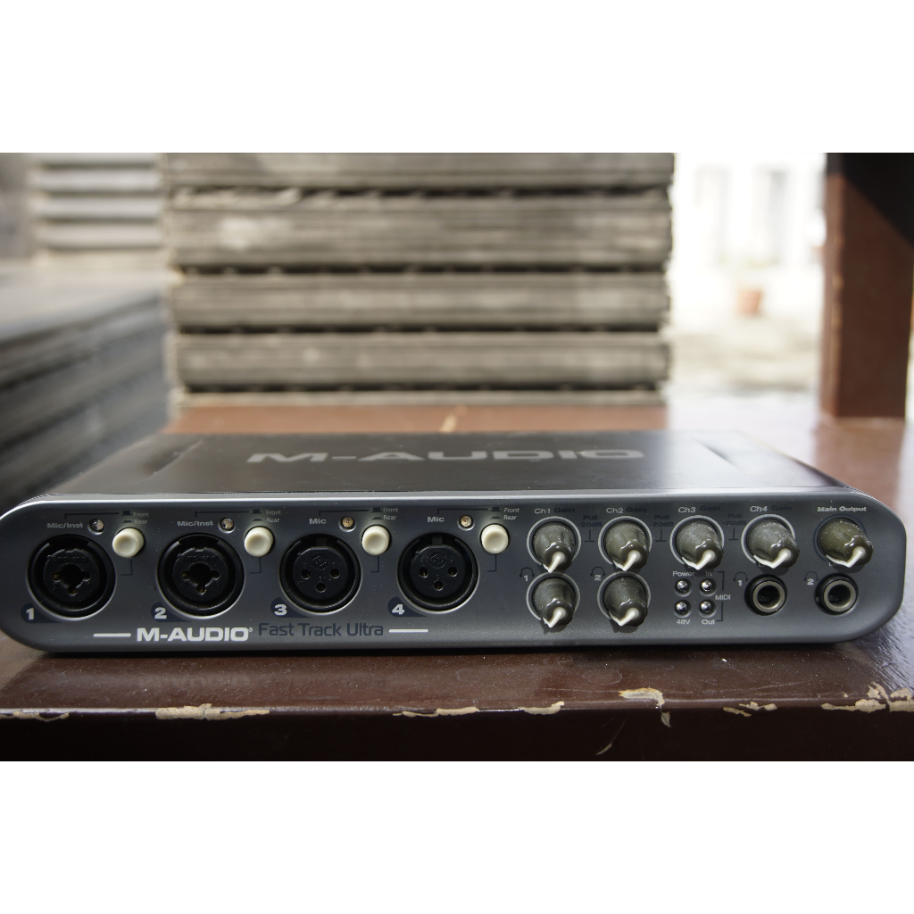 Jual M-Audio Fast Track Ultra Audio Interface | Shopee Indonesia