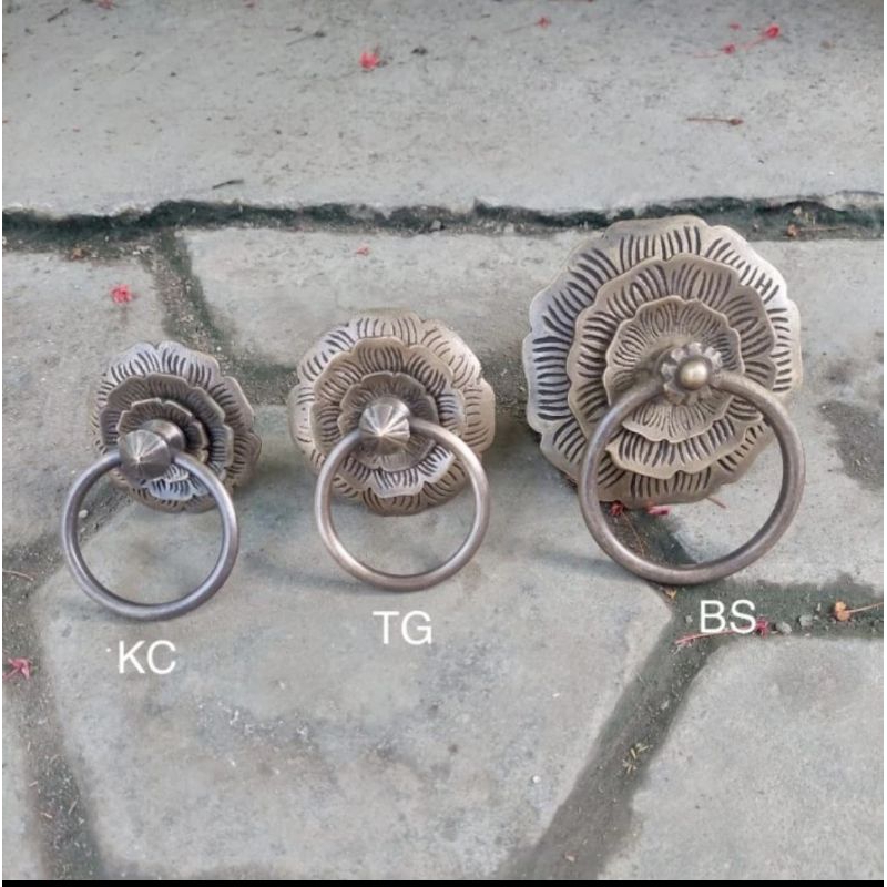 Jual HANDLE PINTU GEBYOK KUNINGAN / MOTIF BUNGA | Shopee Indonesia