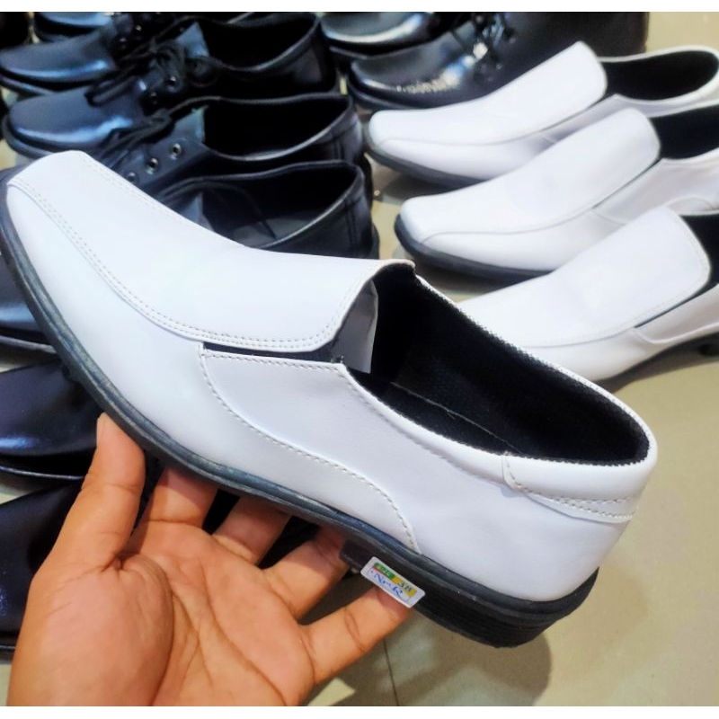 Jual SEPATU PANTOFEL PUTIH KULIT/SEPATU VANTOFEL PUTIH PRIA/SEPATU ...