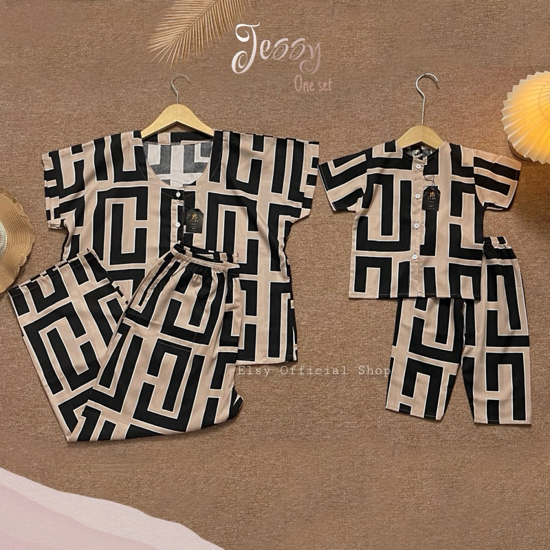 Jual One set couple setelan piyama ibu dan anak bahan rayon | Shopee ...