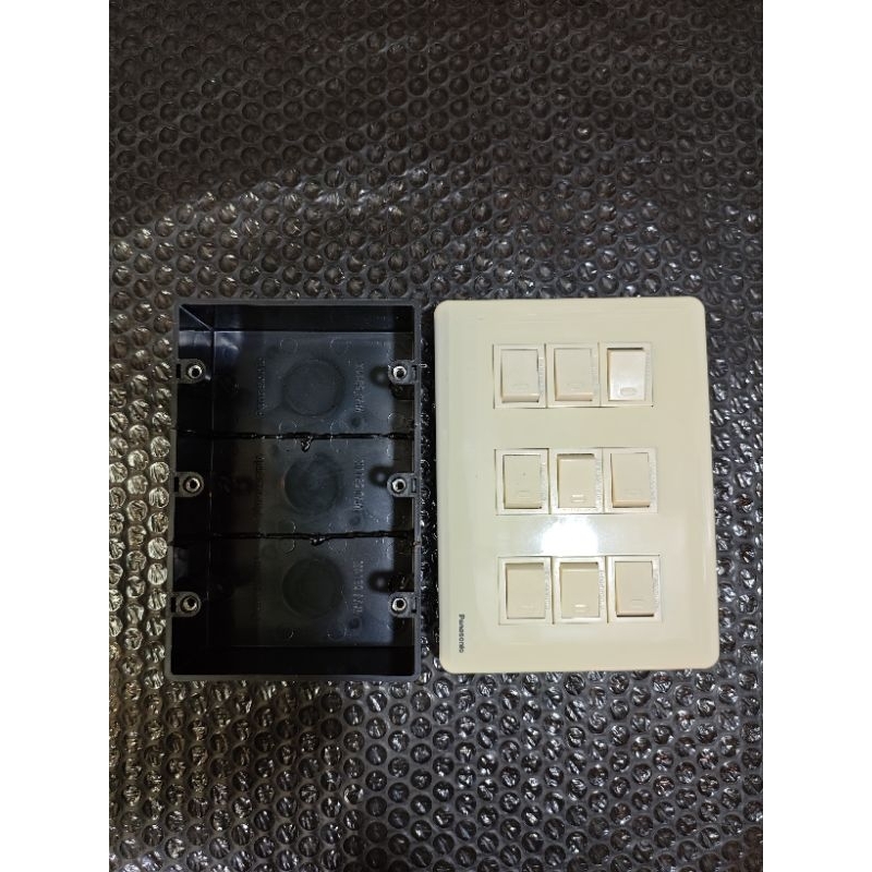 Jual PANASONIC SAKLAR GRID SWITCH 9 GANG + INBOWDUS PLASTIK HANDMADE ...