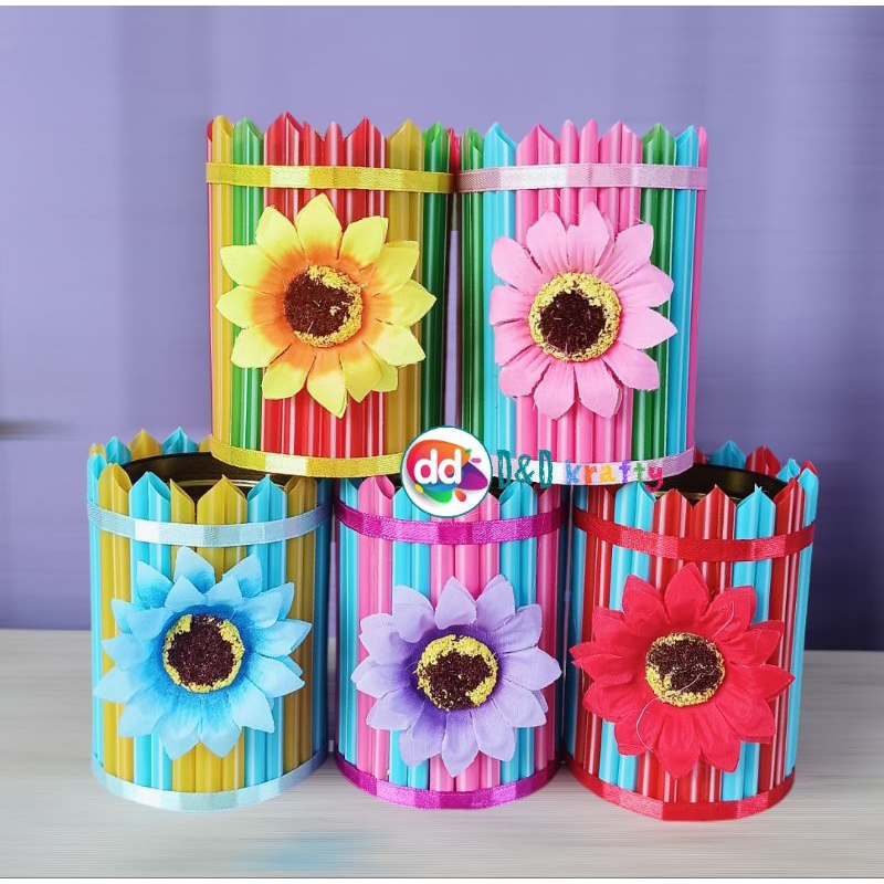 Jual prakarya kerajinan daur ulang kaleng rokok dan sedotan (tempat pensil) | Shopee Indonesia
