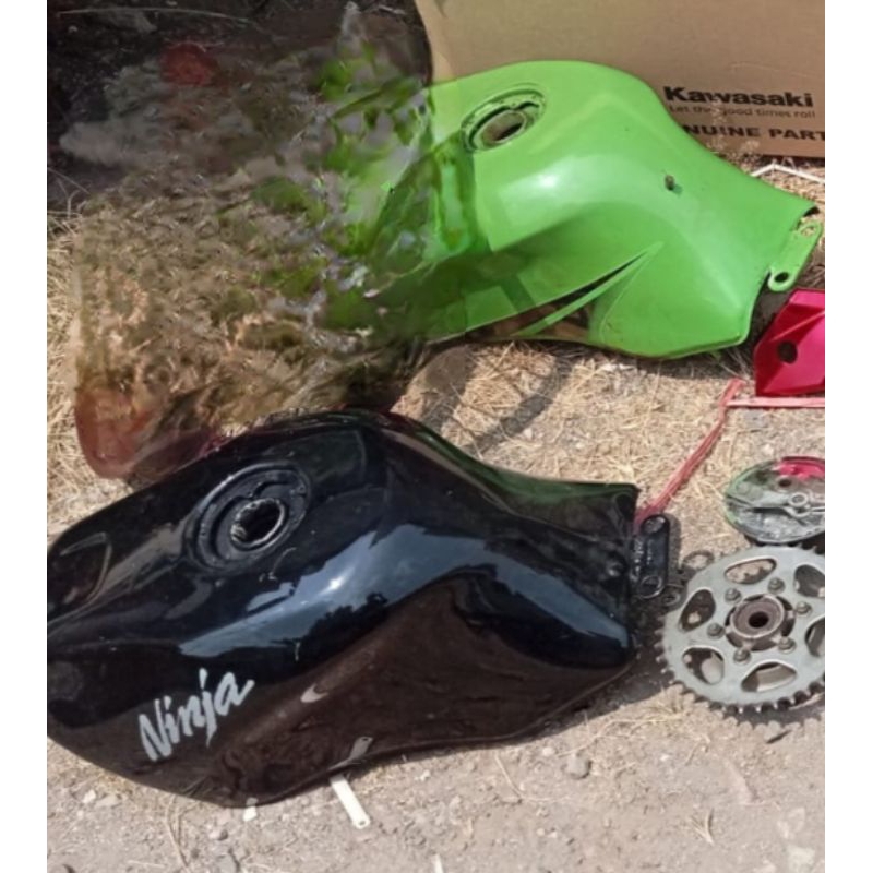Jual tangki bensin kawasaki ninja RR new asli copotan original nominus ...