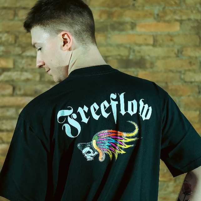 Jual Freeflow Official Logo T-Shirt | Shopee Indonesia