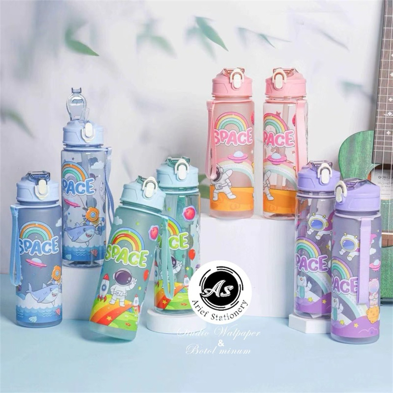 Jual Grosir Botol Minum Tali Portable Bening Rainbow Astronot 800ml ...