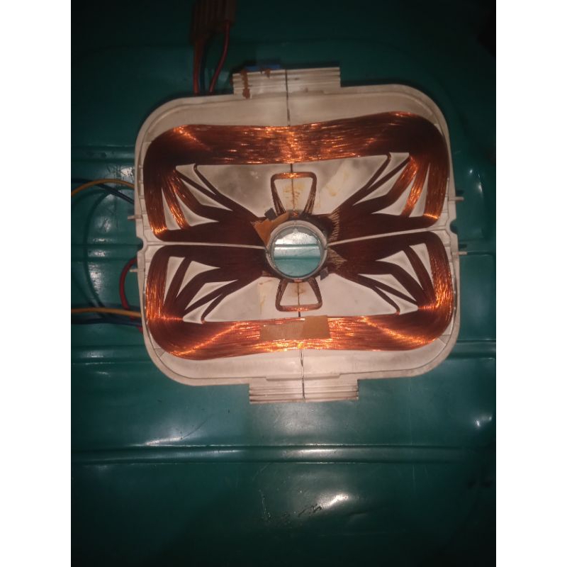 Jual defleksi yoke tv slim 21 inchi tipe ew second | Shopee Indonesia