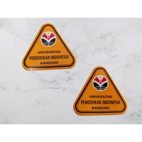 Jual Stiker / Sticker Segitiga Kuning Logo UPI | Shopee Indonesia