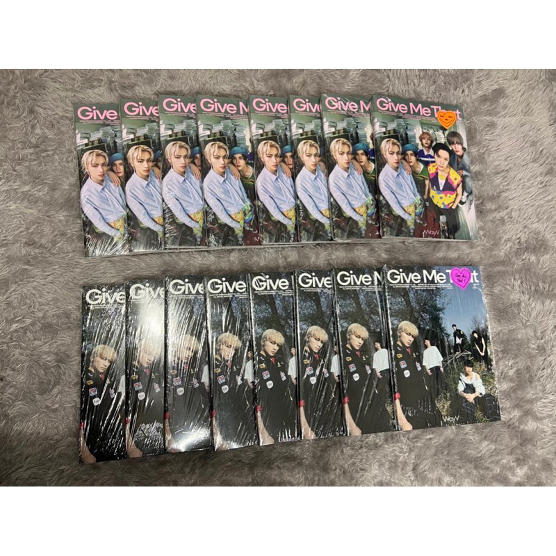 Jual ALBUM WAYV GIVE ME THAT PHOTOBOOK VER. SEALED | Shopee Indonesia