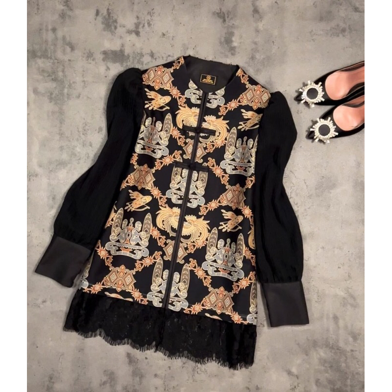 Jual TENUN_GAYA Batik Wanita Modern Blouse batik renda hitam batik ...