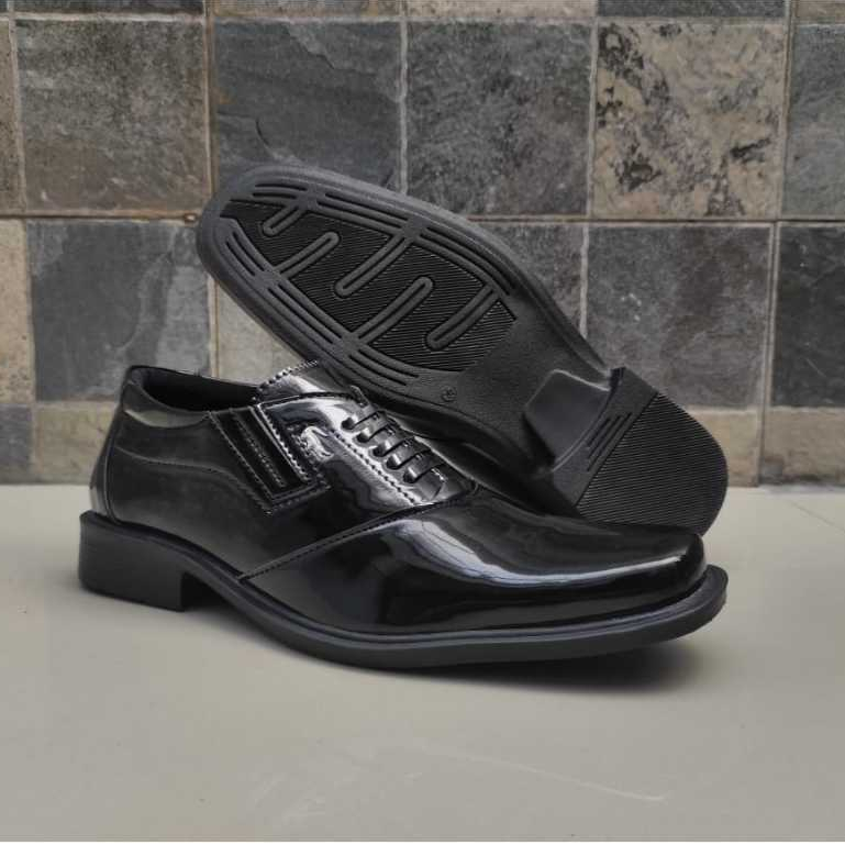 Jual Sepatu Pantofel Pria Pantofel hitam glossy/kilap kerja pesta dan formal | Shopee Indonesia