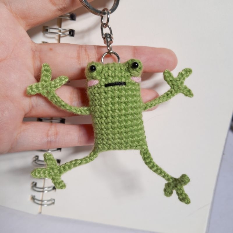 Jual Gantungan rajut Katak lucu / Crochet Keychain / Kodok / Gantungan ...