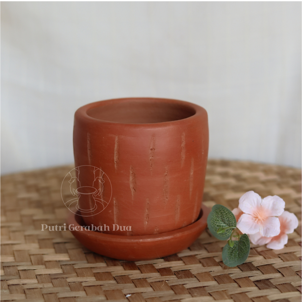 Jual Pot bunga/ pas bunga/ pot/ pot motif hujan/ pot gerabah/ pot ...