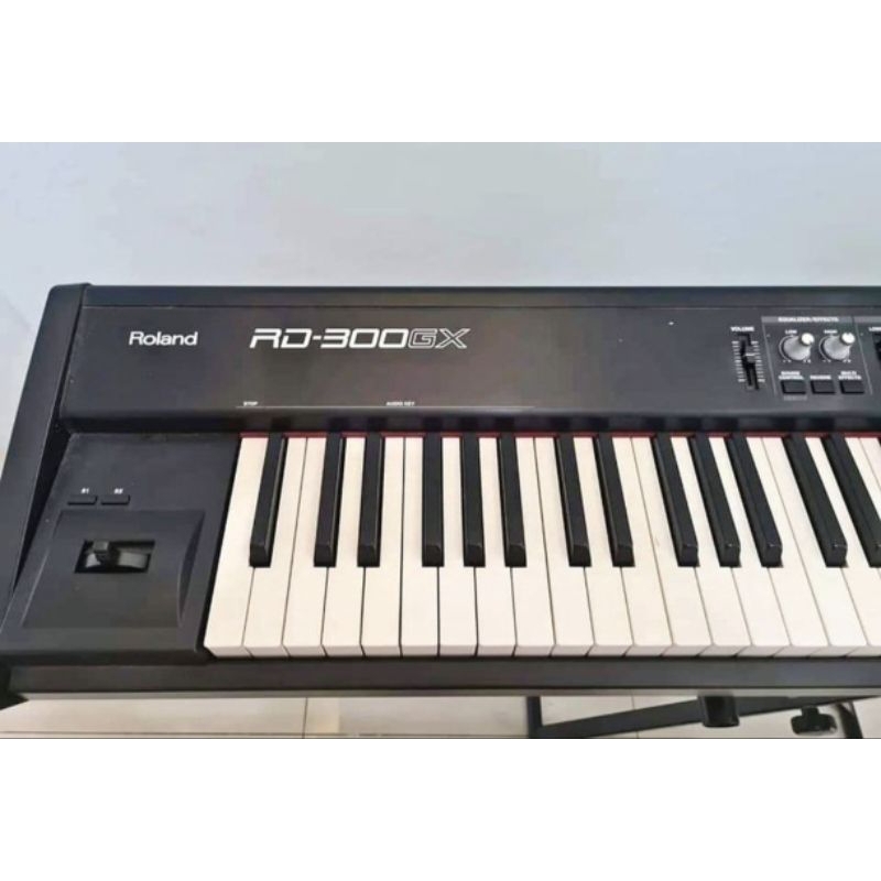 Jual ROLAND RD 300 GX SECOND GOOD | Shopee Indonesia