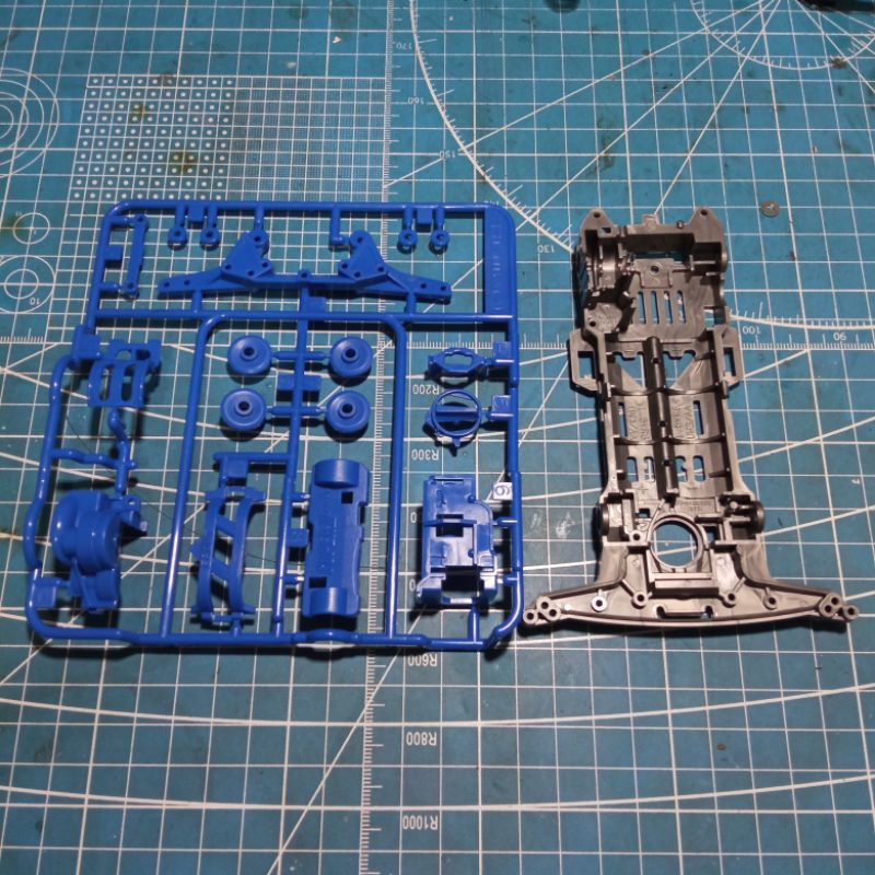 Jual Tamiya Gear box dan chassis abs abu super 2 / tamiya chassis s2 ...