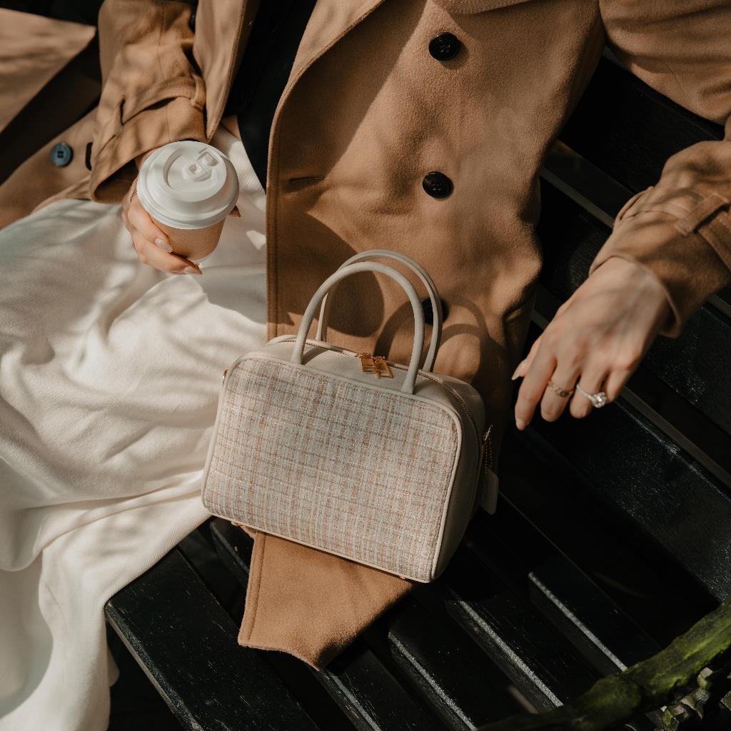 Jual Vallice - Camille Tweed Bag (When Daily Meets Classy) Collection ...