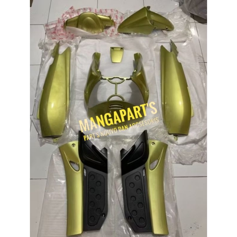 Jual BODY HALUS NOUVO LELE GOLD ORIGINAL YAMAHA BODY NOUVO LELE GOLD ...
