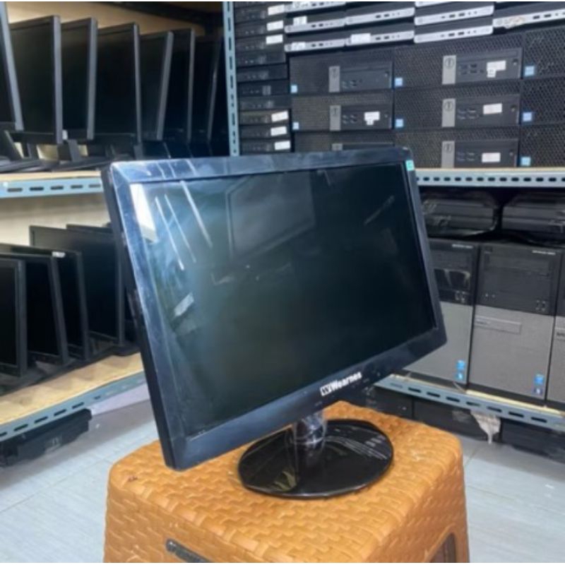 Jual Monitor LED 16 in Wide Layar Kristal Mulus Murah | Shopee Indonesia