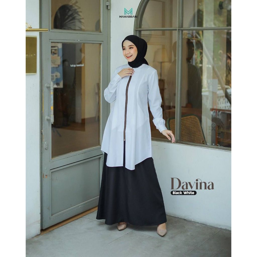 Jual Davina One Set, One Set Hitam Putih, Seragam Hitam Putih, Baju ...