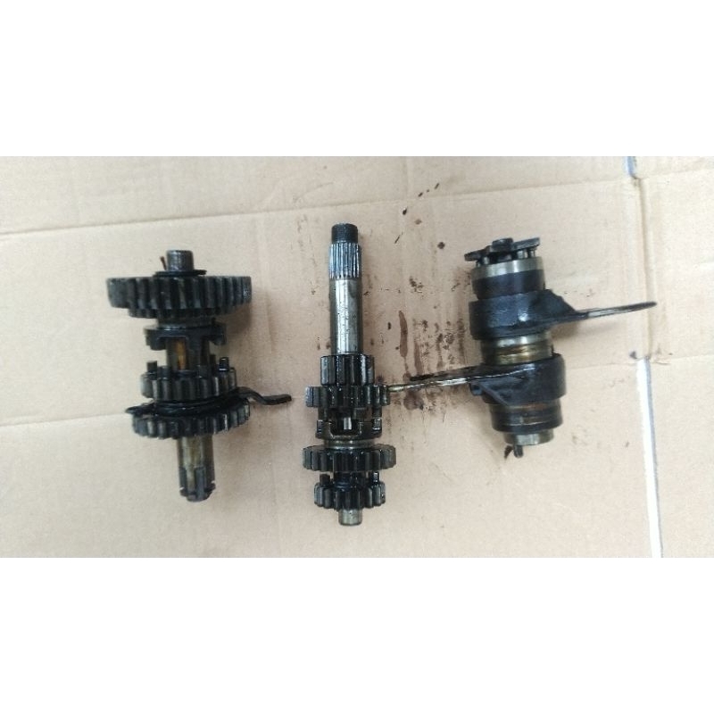 Jual Gigi rasio ratio transmisi as gear revo absolut blade 110 original ...