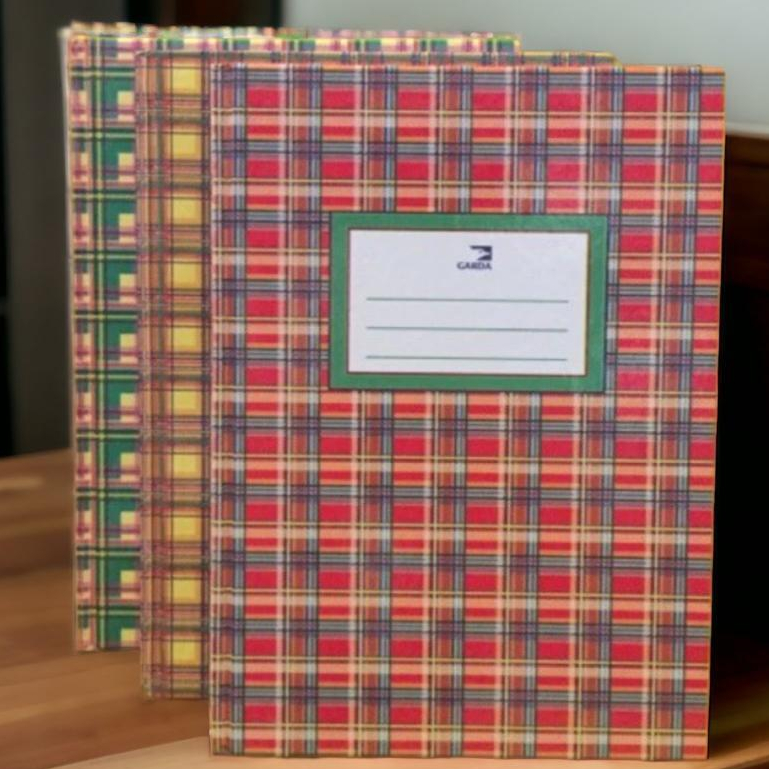 Jual Buku Hardcover Garda Kuarto Folio 100 200 Lembar / Buku Tulis ...