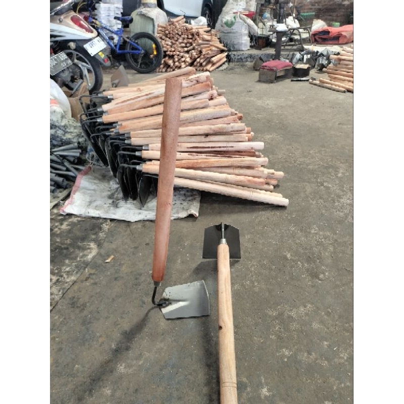 Jual cangkul / wangkil kayu besar | Shopee Indonesia