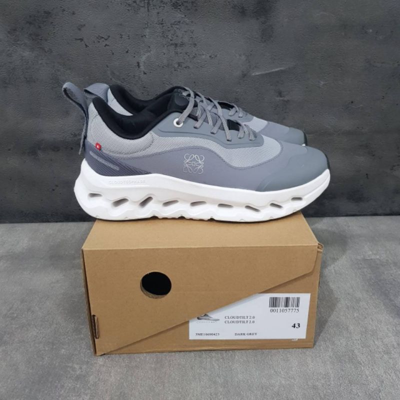 Jual Sepatu Loewe x On Running Cloudtilt 2 Grey | Shopee Indonesia