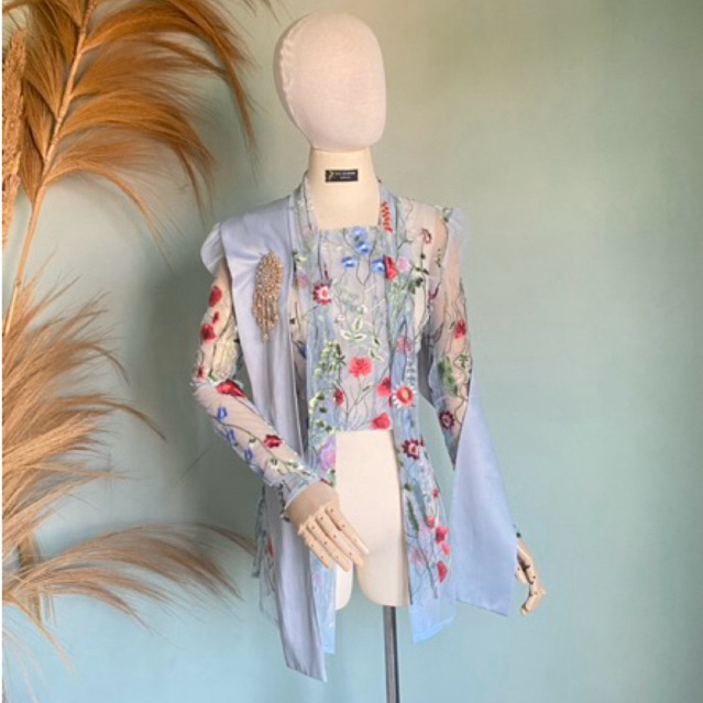Jual SEVENBEE - Kebaya Sulur - Kebaya kutubaru garden motif bunga sulur ...