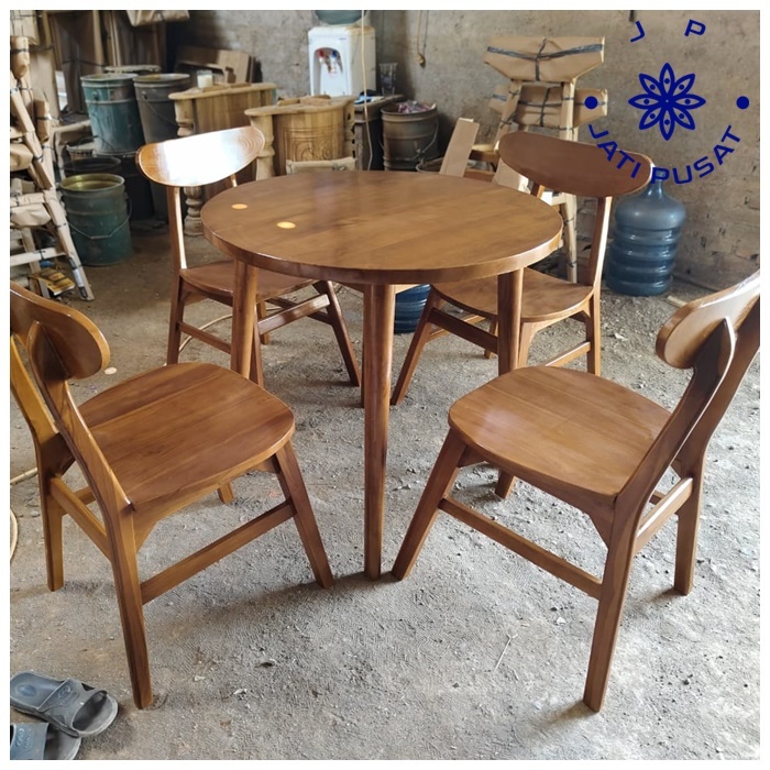 Jual Meja makan kayu jati 4 kursi cafe meja bulat | Shopee Indonesia