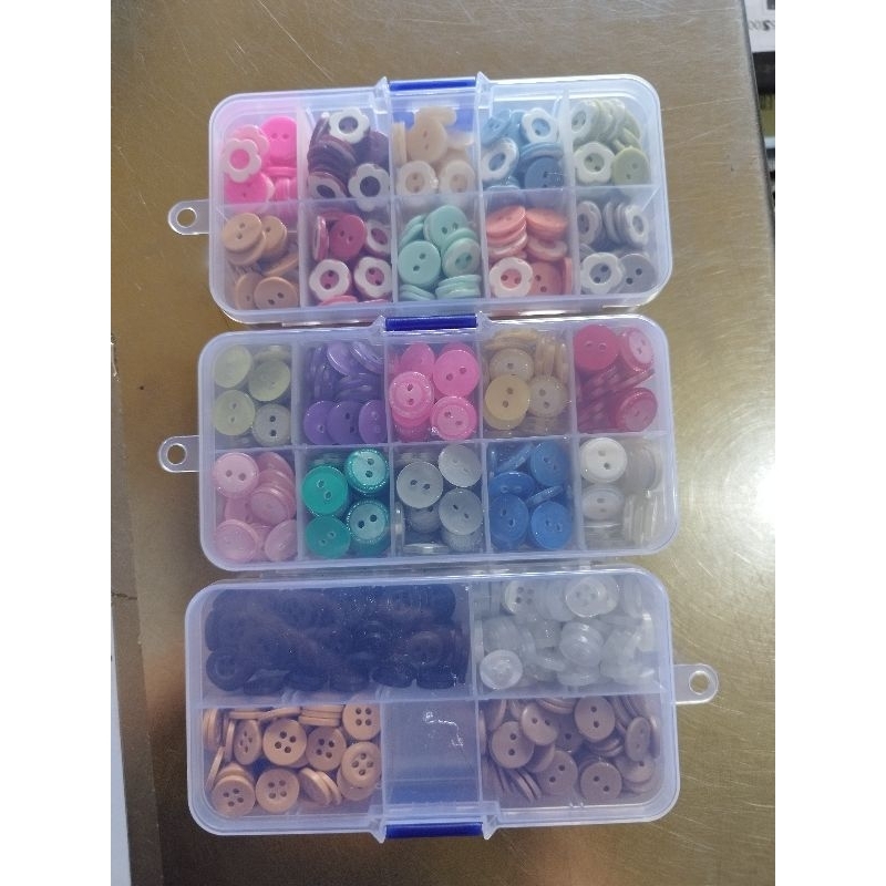 Jual SET KANCING BAJU BOX KOTAK ISI 20 LUSIN (WARNA BISA BERUBAH SESUAI ...