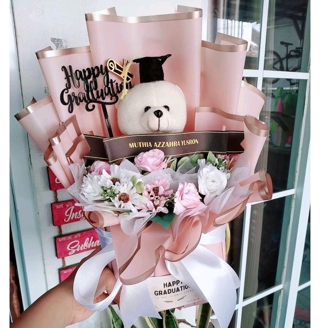 Jual Bucket Boneka Premium Wisuda Ulang Tahun Graduation | Shopee Indonesia
