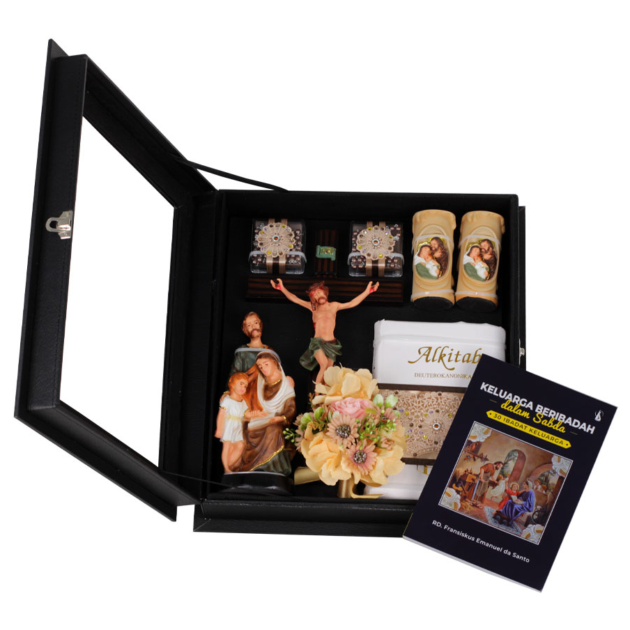 Jual Bundling Paket Wedding Katolik + Buku Keluarga Beribadah Dalam ...