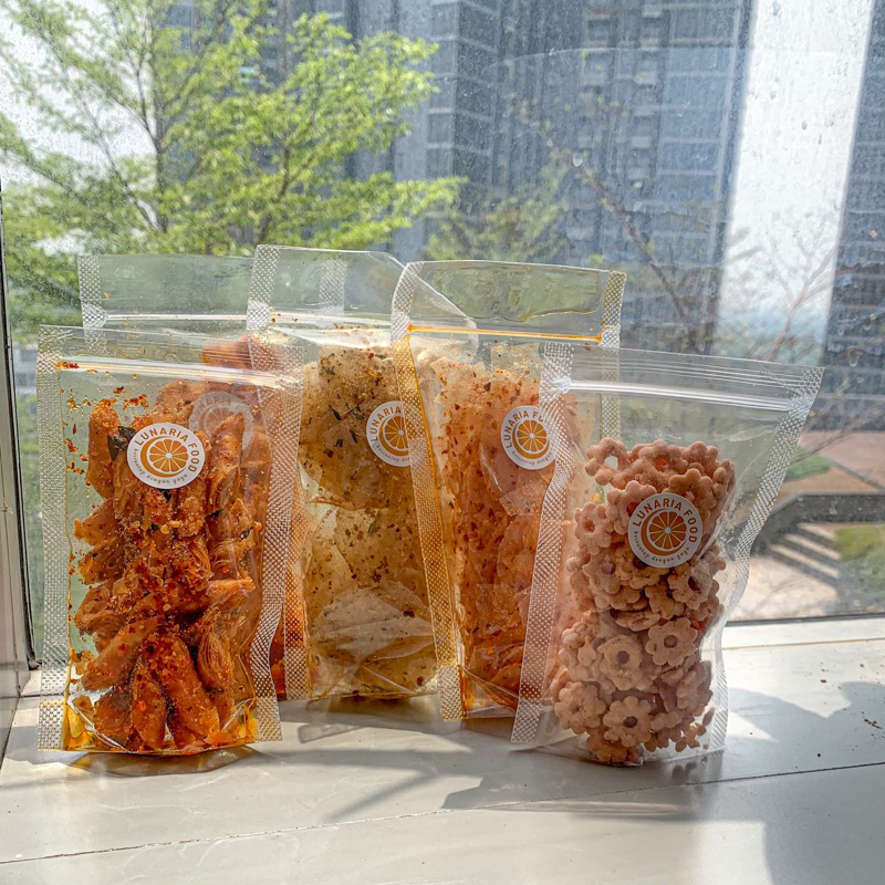 Jual SNACK 5000 / SNACK LIMA RIBUAN / SNACK GOCENGAN / KRIPIK KACA ...