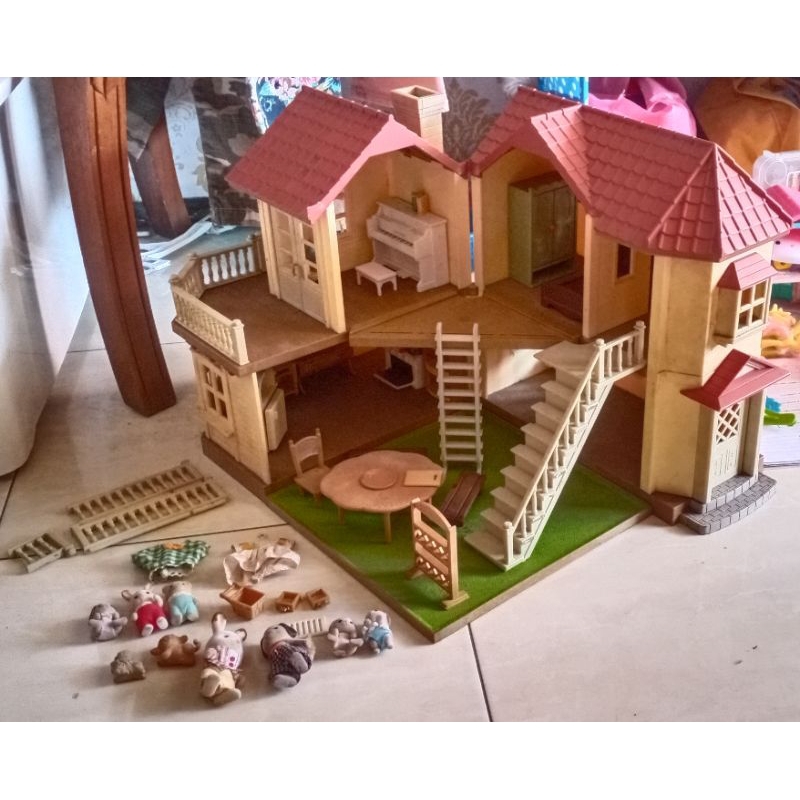 Jual mainan rumah rumahan Sylvanian Families City Light House Murah ...