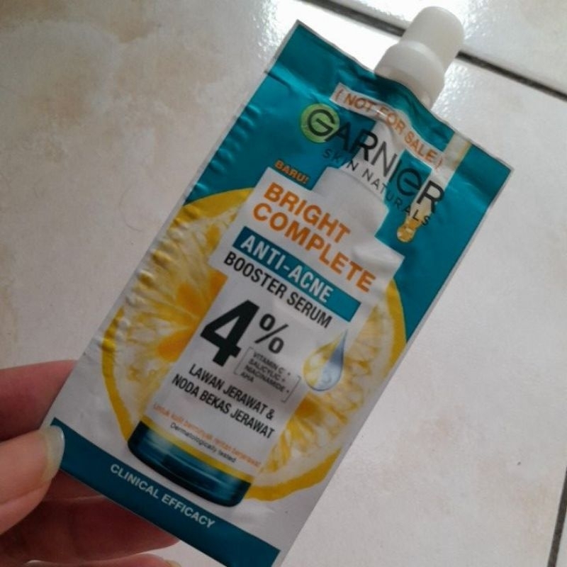 Jual Garnier Bright Complete Anti Acne Serum Sachet 5,5ml | Shopee ...