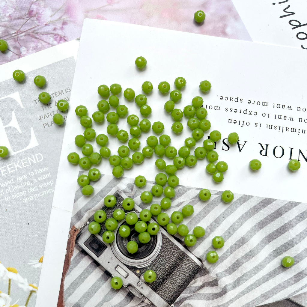 Jual 1 bag Manik-manik Kristal Bakpau Ceko 4 MM - METALLIC AND BLING ...