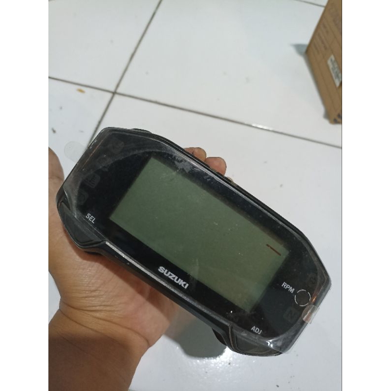 Jual Speedometer suzuki gsx 150 set dengan socket | Shopee Indonesia