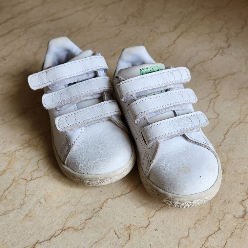 Jual Preloved Sepatu Anak Adidas Kids Stan Smith Size 23 Putih | Shopee ...