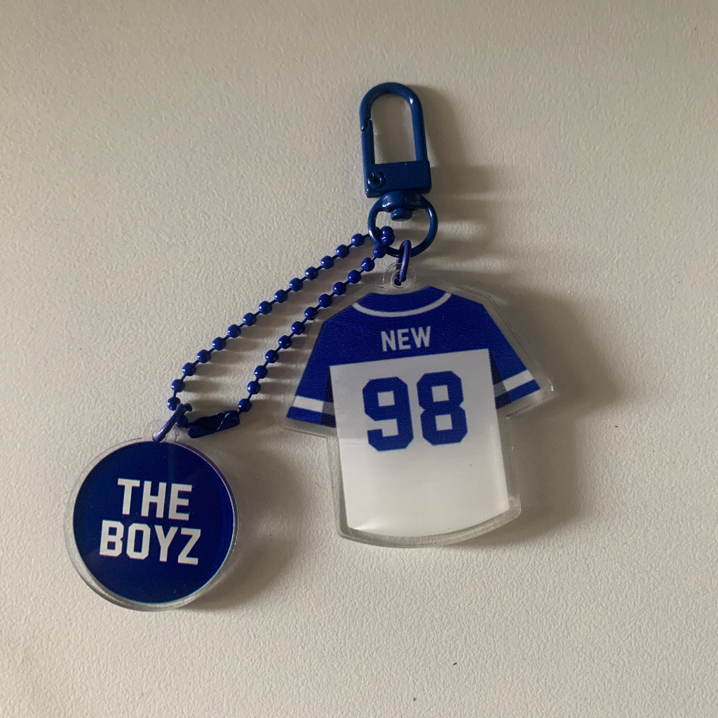 Jual THE BOYZ JERSEY KEYCHAIN [READY STOCK & PO REGULER] | Shopee Indonesia