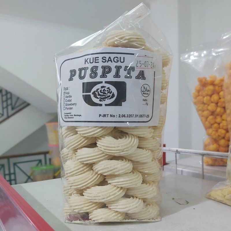 Jual Snack - Kue Sagu Puspita (Keju) | Shopee Indonesia