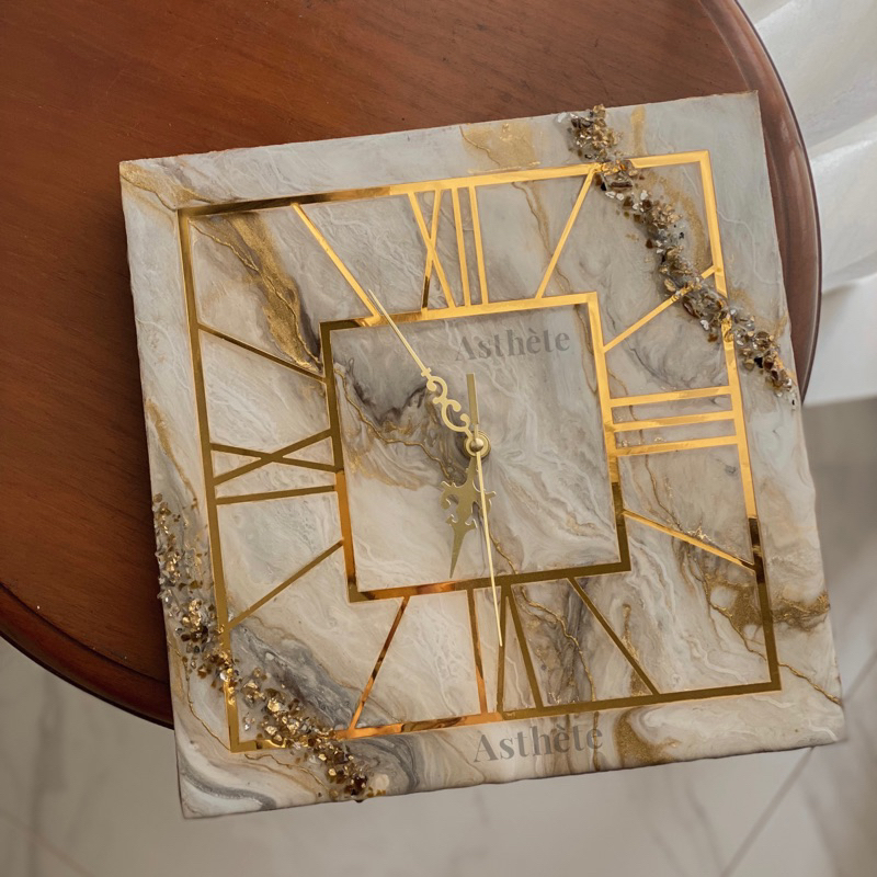 Jual ASTHETE - wall clock roman square aesthetic resin / jam dinding ...