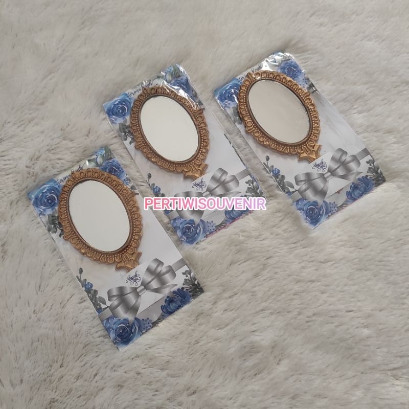 Jual Souvenir Cermin Gagang Oval Gold Kemas Alas - Kartu Ucapan Tag ...