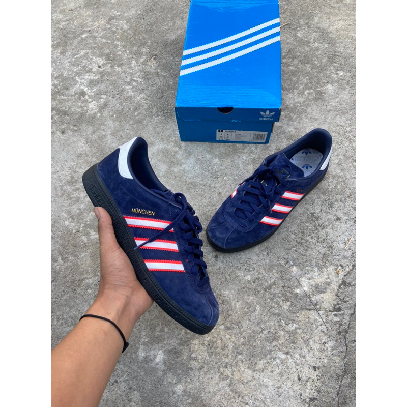 Jual Adidas munchen edge size 42 | Shopee Indonesia